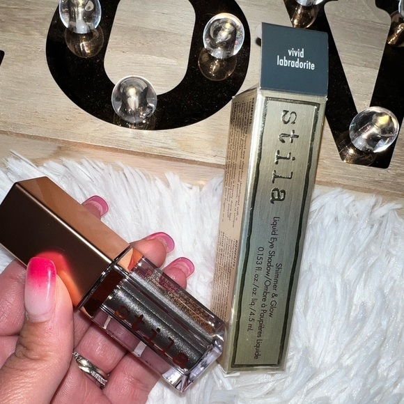 Stila | Makeup | Stila Liquid Eye Shadow Vivid Labradorite | Poshmark